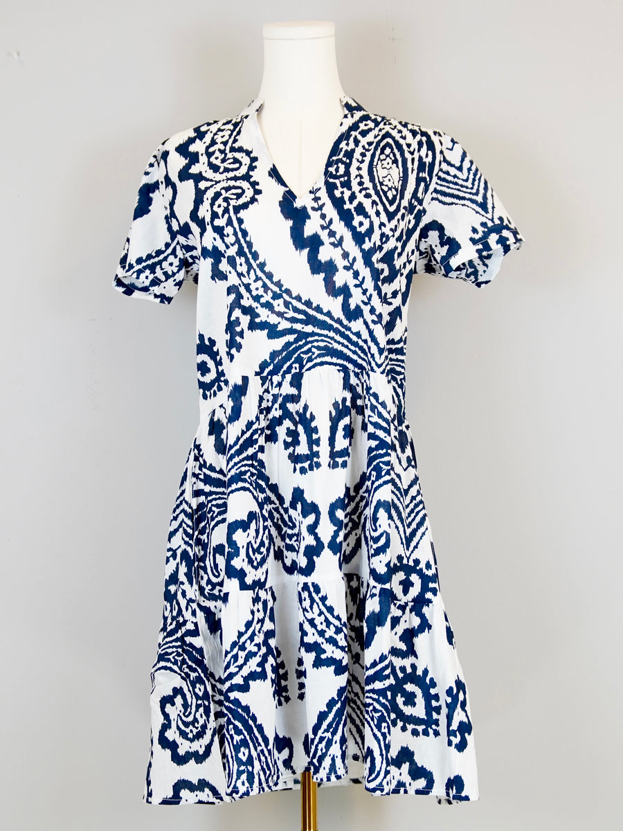 Alison Shortsleeve Dress - Oversized Ikat White and Navy – La Plage